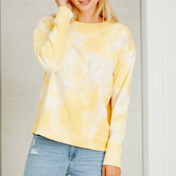 Universal Thread | Tops | Universal Thread Yellow Tie Dye Crewneck ...